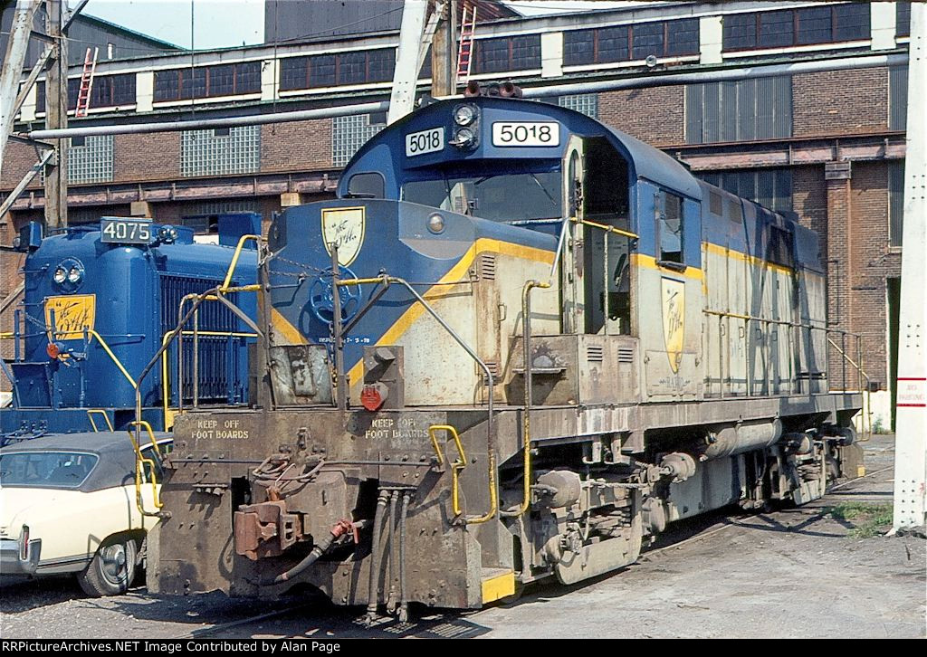 D&H RS36 5018 and RS3 4075